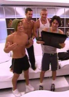 Love Hot Men - Boys: Andre Birleanu